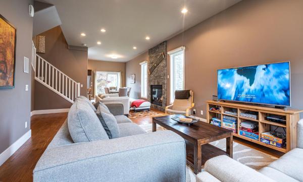 Aspen Lodge By Revelstoke Vacations - Revelstoke