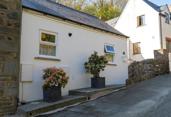 Rosebud Cottage Romantic Cottage For A Couple - Wales
