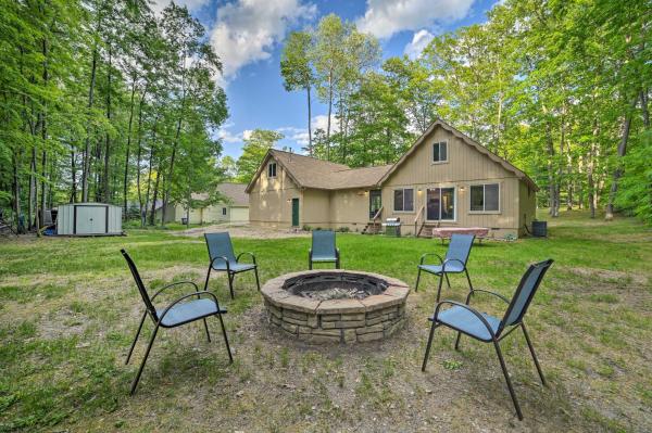 Higgins Lake Getaway - Boating, Fish, Golf, Atv! - Higgins Lake, MI
