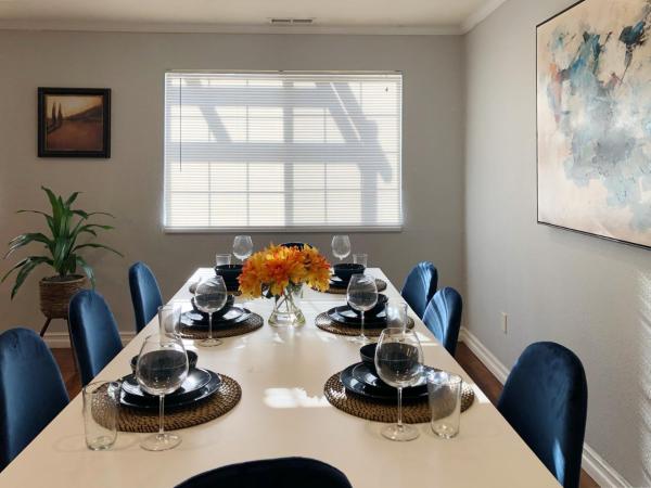 @ Marbella Lane - Elegant Home In Sj - San José