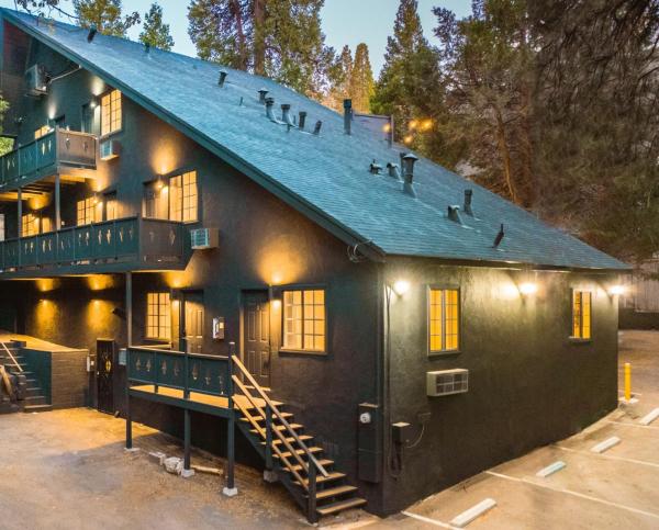 The Kingsley Hotel - Crestline, CA