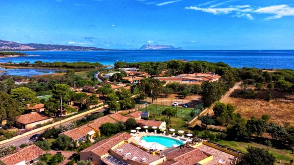 Hotel Cala Mirto - Posada