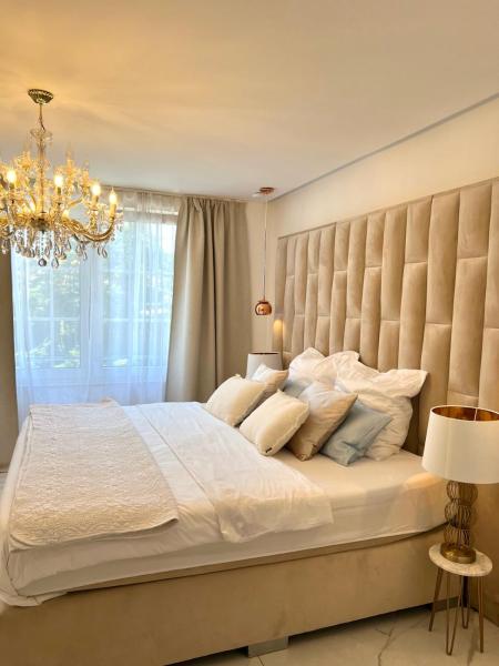 Luxrem-de 1 Apartments - Leichlingen