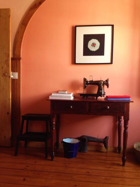Sintra Small Hostel - Sintra