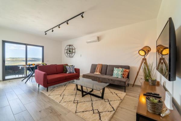 A Tarambola - Walking Distance To Monte Clerigo And Amoreira Beaches - Aljezur