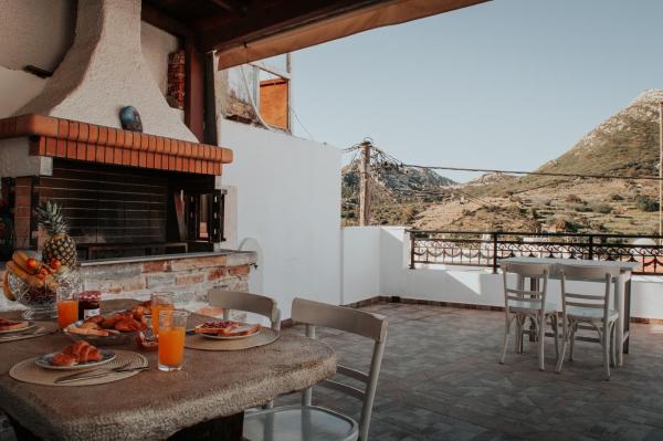 Chaniotis Home, In The Heart Of Kinidaros - Naxos