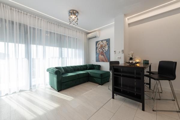 Smile Studio - Bucharest
