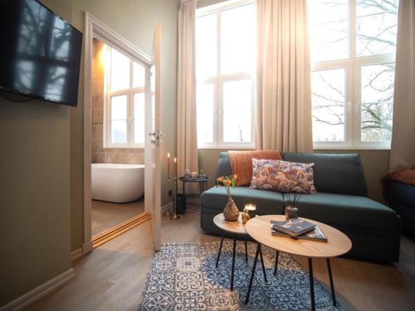 Deus Hotel - Rosersberg