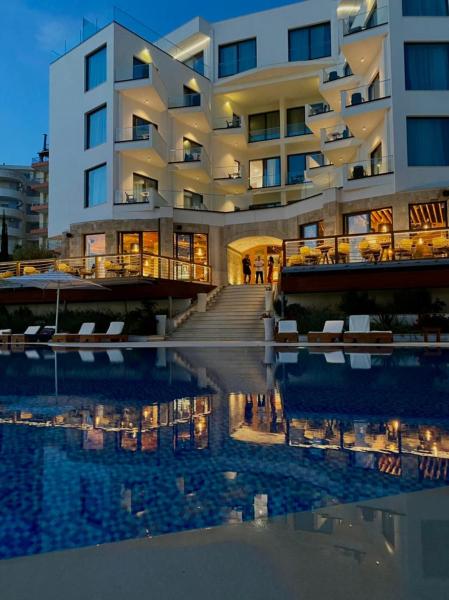 Harbour Hotel - Sarandë