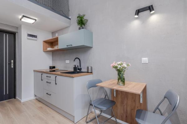 Parkside Fresh Apartments - Old Town Guesthouse - By Upstairs - Krakow