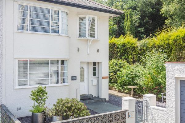 The Art Deco House - Anglesey