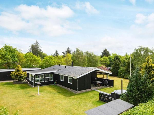 Holiday Home Ulfborg Xxvii - Denmark