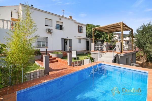 Casa De 2 Dormitorios Con Piscina Privada Y Desayuno Incluido En Alhaurin - Alhaurín de la Torre