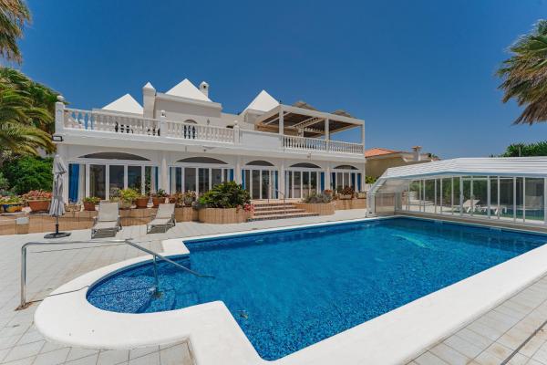 Majestueuse Villa De Golf Avec Jacuzzi Et Sauna - Adeje