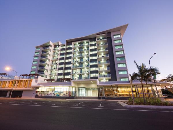 Modern 2 Bed 2 Bath Located On The Pioneer River - Mackay