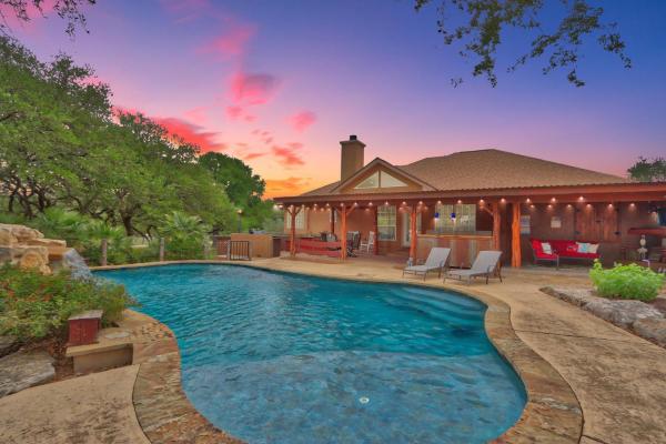 Hill Country Vibe - Canyon Lake, TX