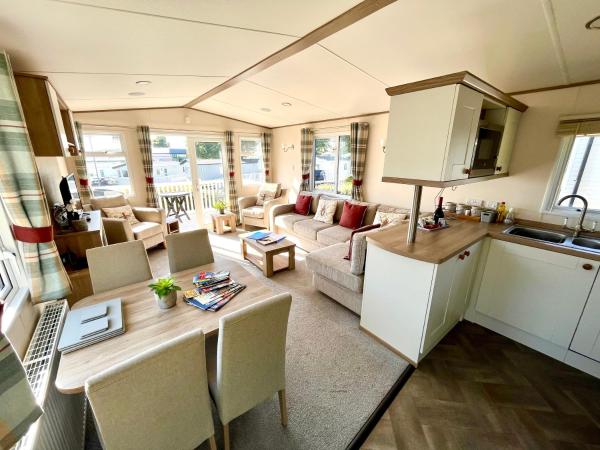 Forget Me Not Caravan - Littlesea Haven Holiday Park, Weymouth - Weston