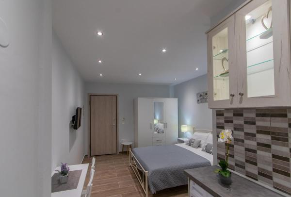 Dimitris Studio - Krf