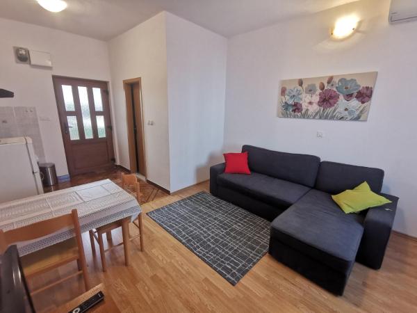 Uncle Apartment - Tučepi