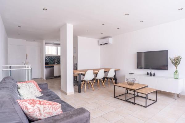 Sublime 71m Downtown And Near The Beach ! - Var