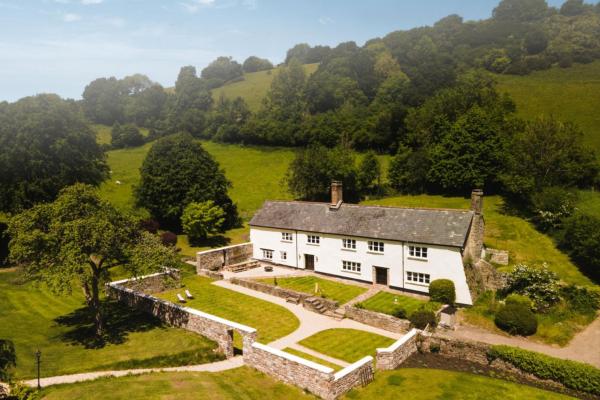 Summergreen Farmhouse - Devon