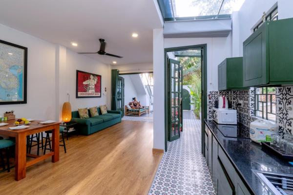 Shadyside 3: Lost Beach House ( Private House) - Vietnam