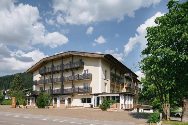 Hotel Sole - Sonne - Toblach