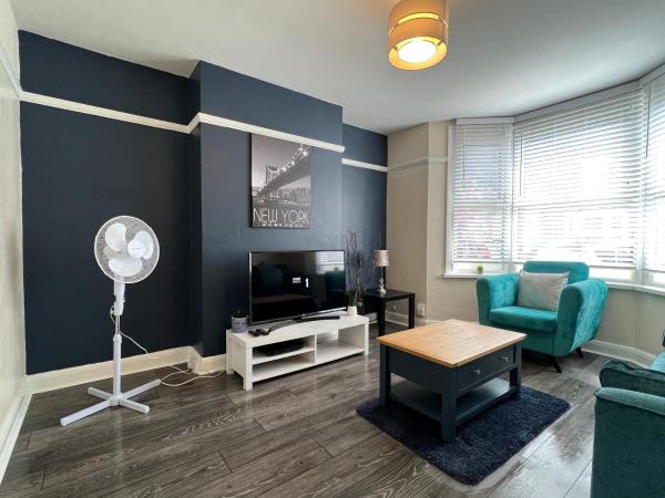 Comfortable King Bed - Location - Contractors - Family - Parking - Bedford, Royaume-Uni