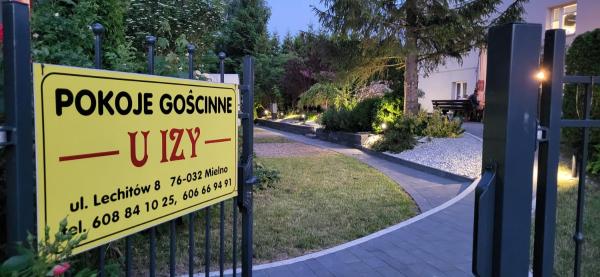 "U Izy" Pokoje Gościnne I Przyczepy Campingowe - Mielno
