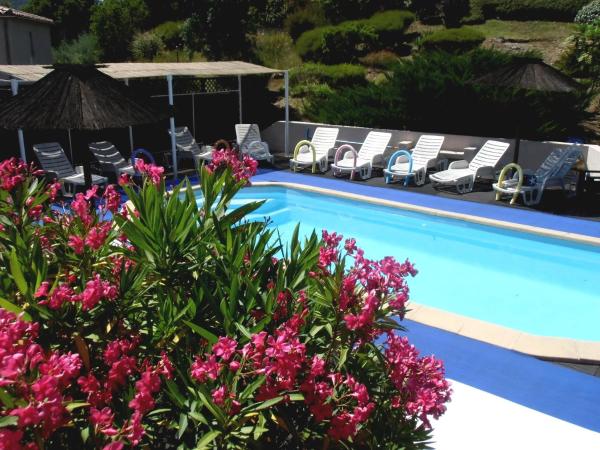 15mn De Cannes, Villa La Soleiade , 3gites 2-4 Pers Type T2, Climatisés, Piscine, Au Lac De Saint-cassien Var - Montauroux
