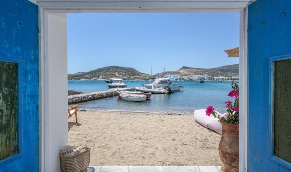 Koufiakas Boathouse - Milos