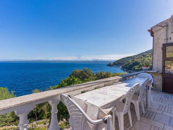 Merag Sunrise Apartment - Cres