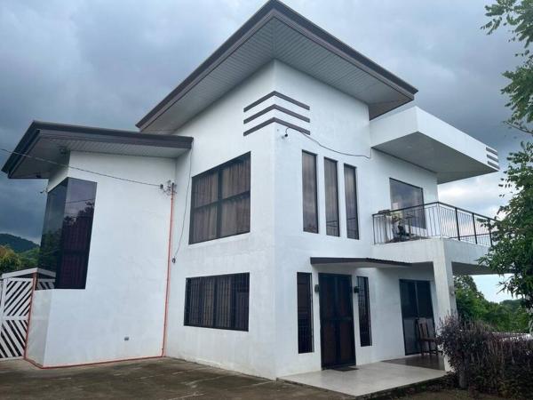 Beautiful 3 Bedroom Vacation Home With View. - Zamboanga