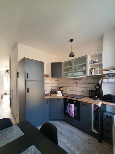 Appartement Rénové Et Lumineux A Mers Les Bains Au Dessus D'un Ancien Commerce Mersois En Duplex Pour 4 Personnes Pour Du Repos, Des Vacances Ou Pour Le Travail - Ault