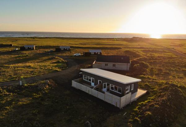 Ocean Break Cabins - Reykjavík Keflavík Airport (KEF)
