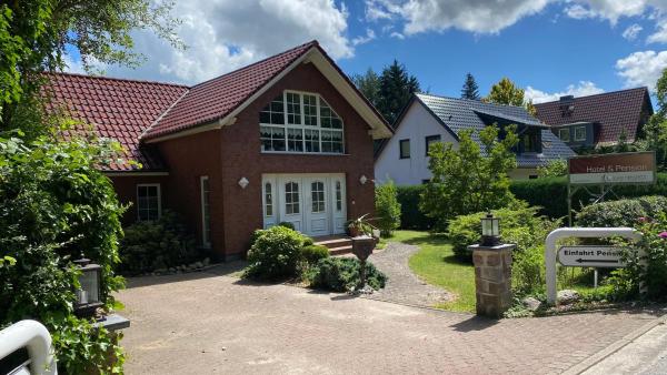 Hotel Pension Brilke Negast - Stralsund