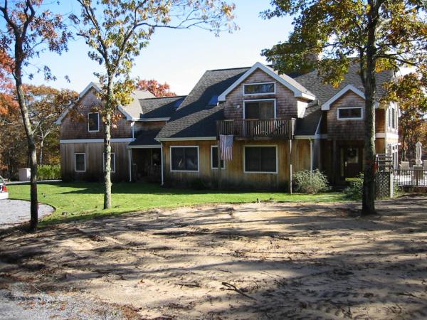 Cowgirl Palace - Bridgehampton, NY