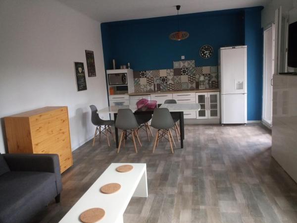 Casa Fiume - 6 Couchages Terrasse-plages-parking Aisé -3 Ad 2 Enft 1 Bb - Toulon