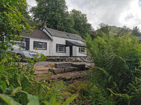 Arrochar Fern Cottage With Wood Burner & Loch View - Arrochar