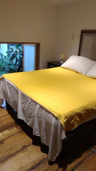 Parrot House San Antonio - Cali