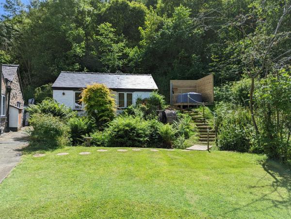 Little Pandy Cottage - Wales