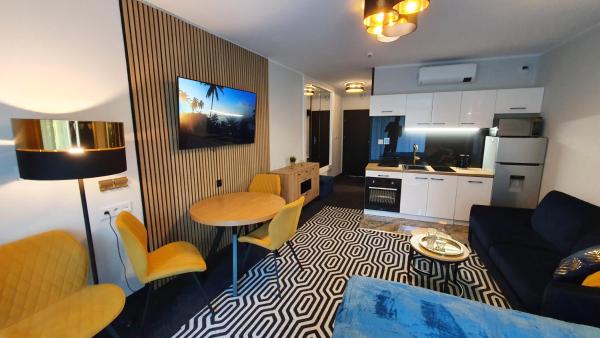 Gold Horizon Apartament Solny Resort Z Klimatyzacją I Garażem - コウォブジェク