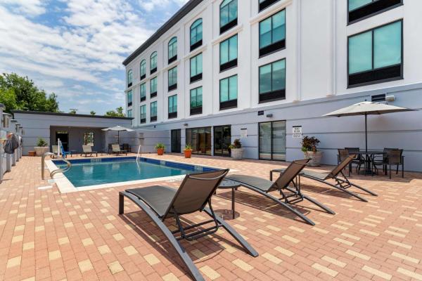 Best Western Plus Mcallen Airport Hotel - Pharr, TX