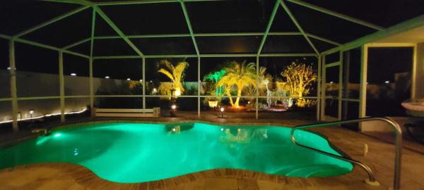 Private Heated Pool And Healing Waters Nearby - North Port, FL