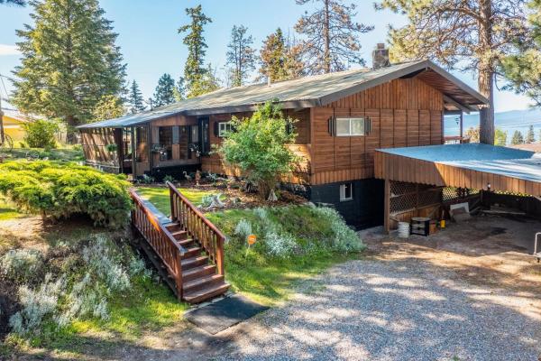 Hilltop Hideaway - Bigfork, MT