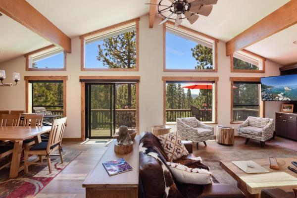 17th Tee Lake Tahoe Retreat - Carson City, NV