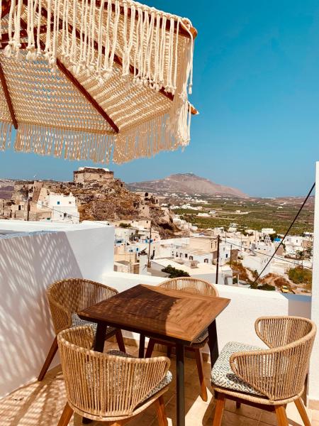 White Curves Santorini - Santorini