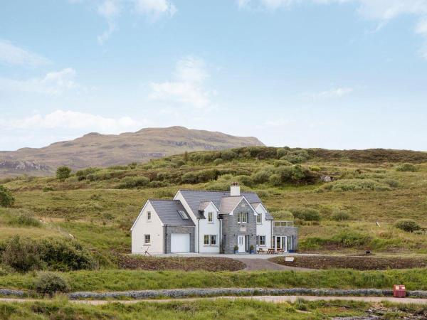 Bracadale House - Skye