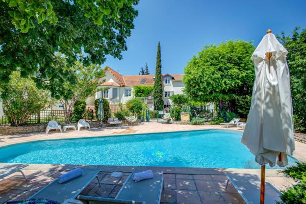 Logis Hotel Le Blason De Provence - Sorgues