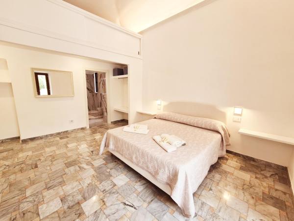 North Sardinia Retreats - Villa Manini Boutique Rooms - Palau, Sassari, Italy
